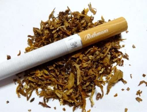 Tasting Rothmans cigarettes. - CigsSpot