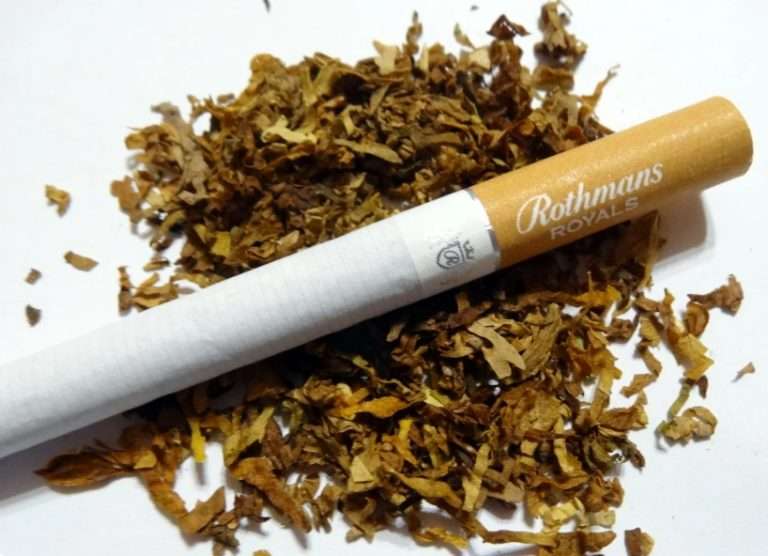 Tasting Rothmans cigarettes. - CigsSpot